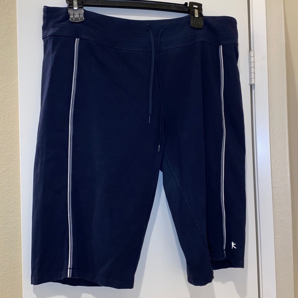 Danskin Now | Pants & Jumpsuits | Danskin Knit Capri Pants | Poshmark